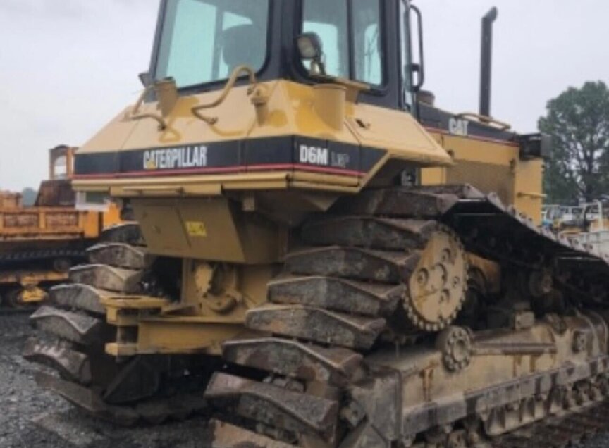 Used Caterpillar (CAT) D6M Bulldozer For Sale in Japan - HeavyMart.com