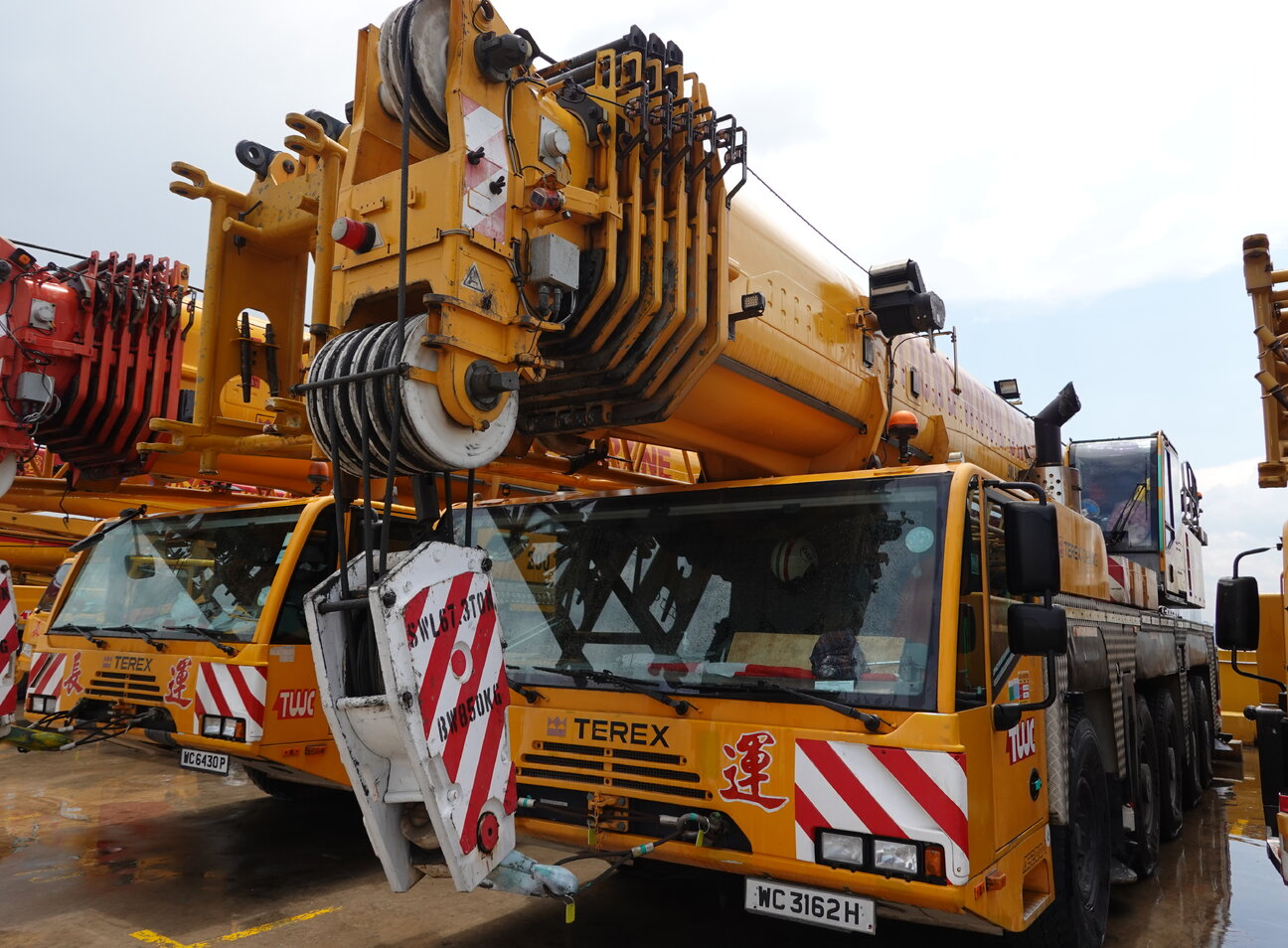Used Demag AC350-6 Crane For Sale in Singapore - HeavyMart.com