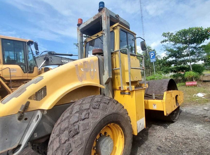 Used Volvo SD110 Compactor For Sale in Indonesia - HeavyMart.com