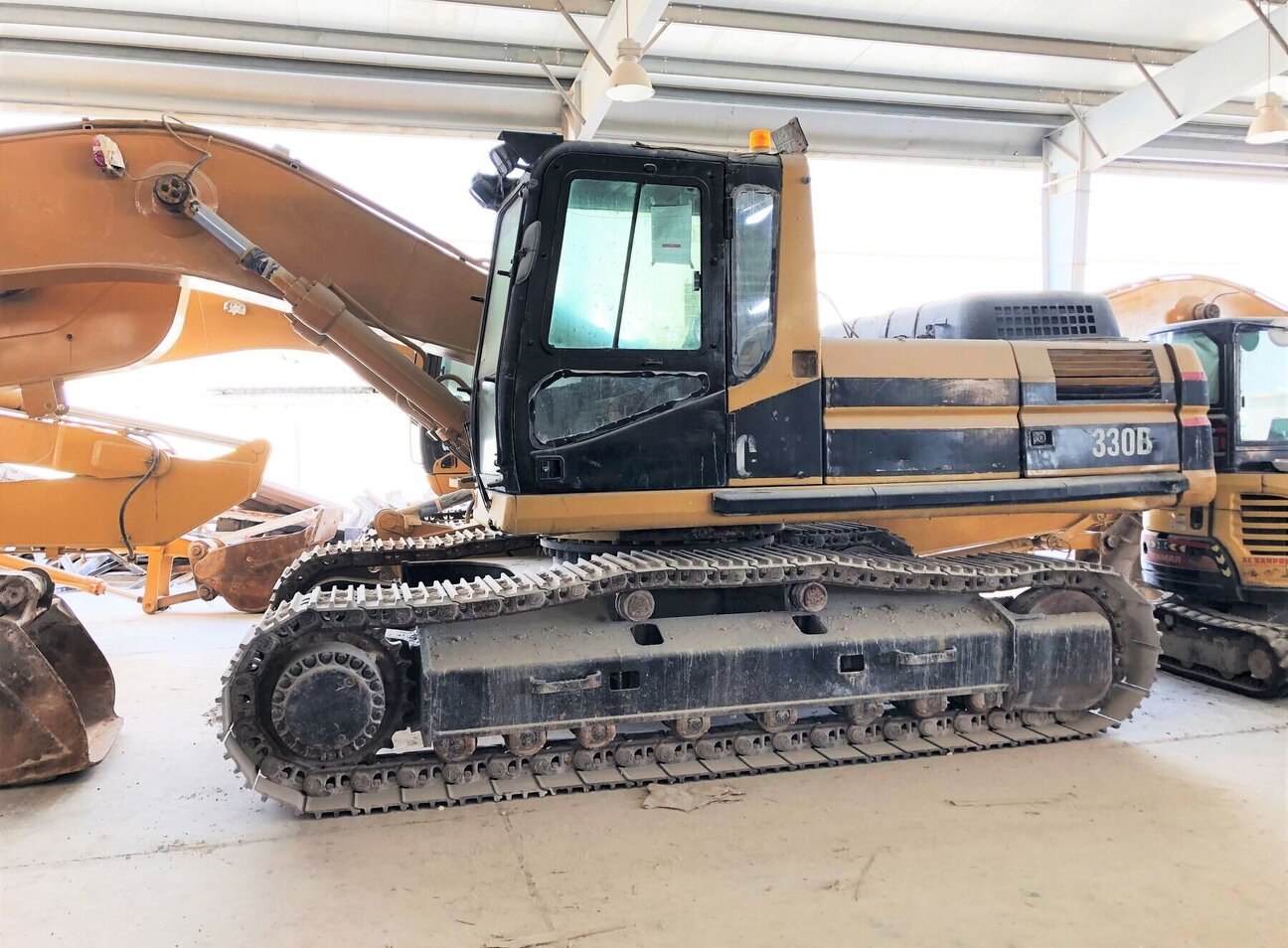 Used Caterpillar (CAT) 330B Excavator For Sale in Qatar - HeavyMart.com