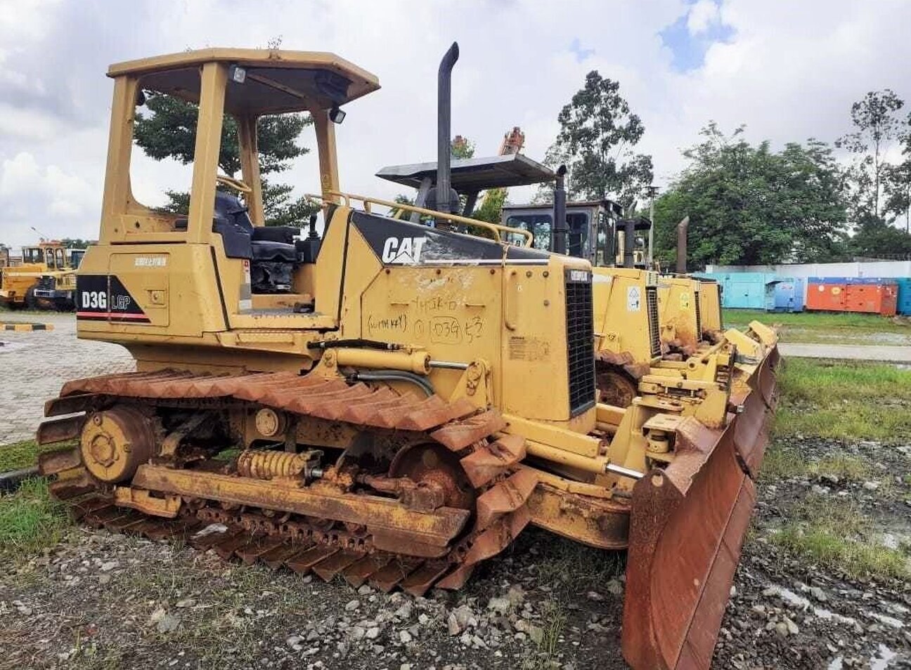 Used Caterpillar (CAT) D3G LGP Bulldozer For Sale in Indonesia ...