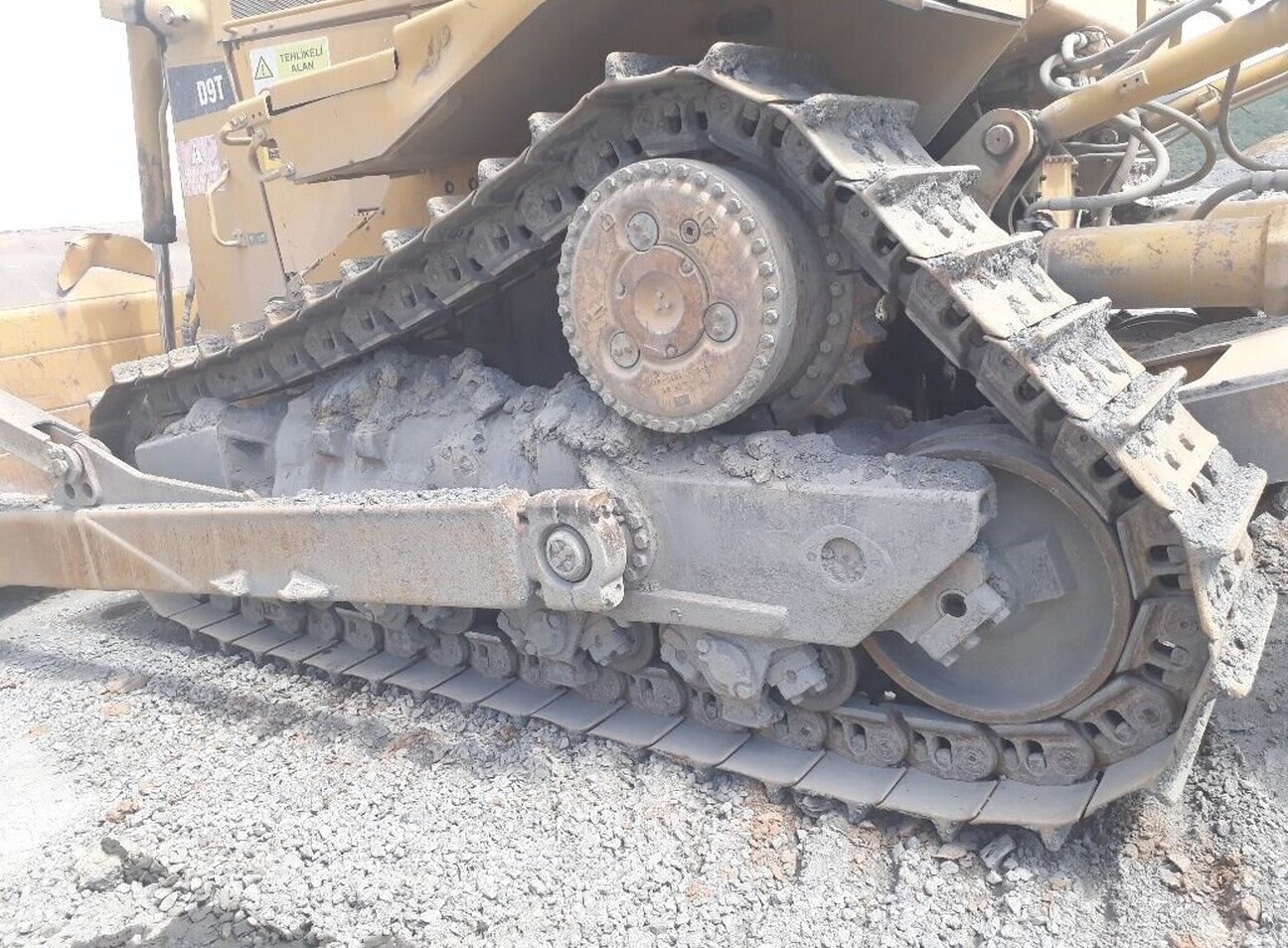 Used Caterpillar (CAT) D9T Bulldozer For Sale in Turkey - HeavyMart.com
