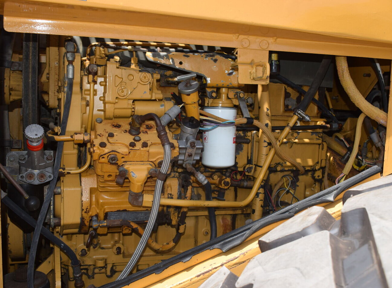 Used Caterpillar (CAT) 950F Loader For Sale in United Arab Emirates ...