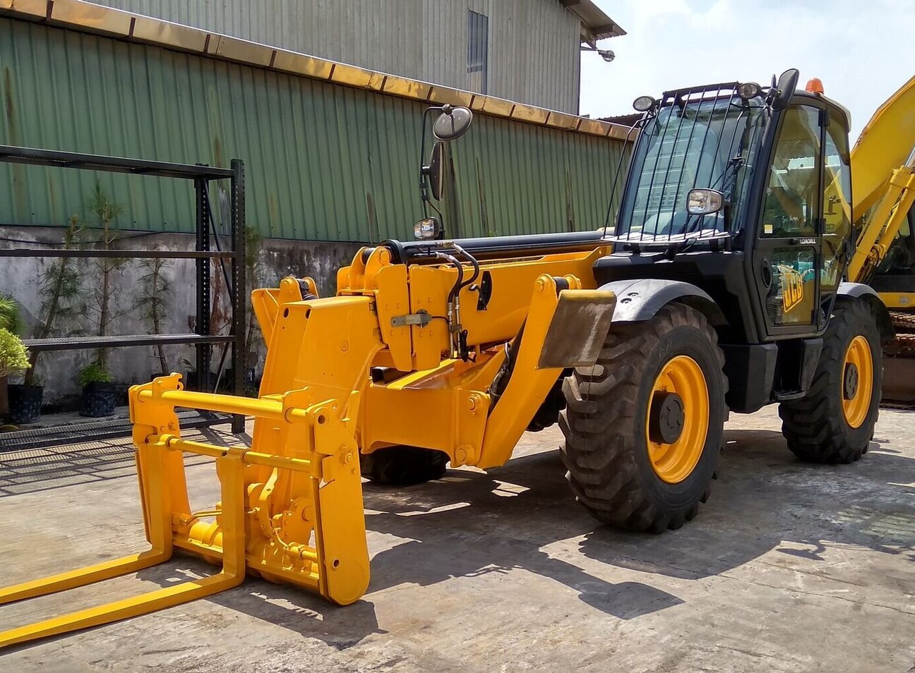 Refurbished JCB 535-140 Telehandler For Sale in Malaysia - HeavyMart.com
