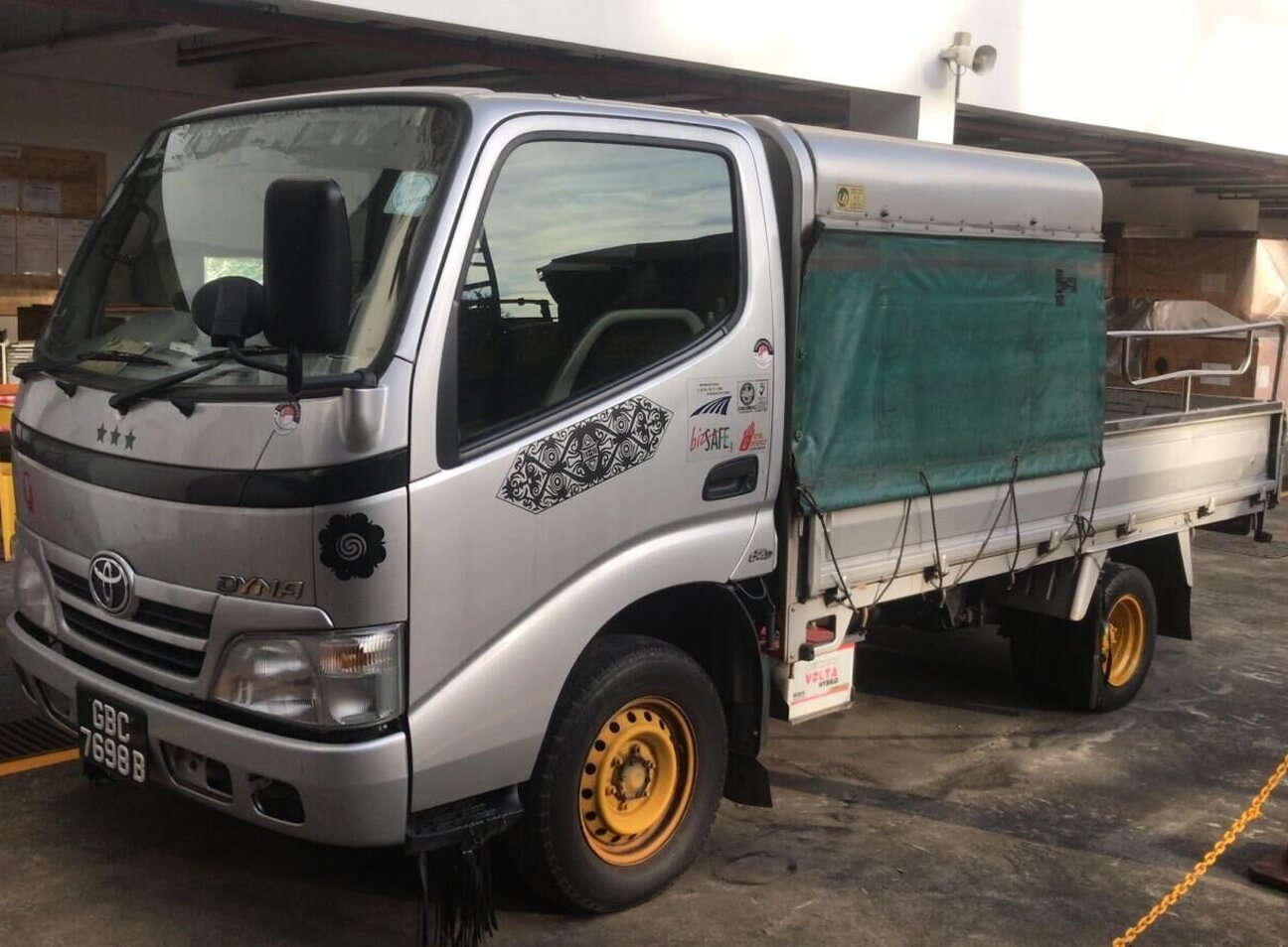 Used Toyota Dyna Lorry For Sale in Singapore - HeavyMart.com