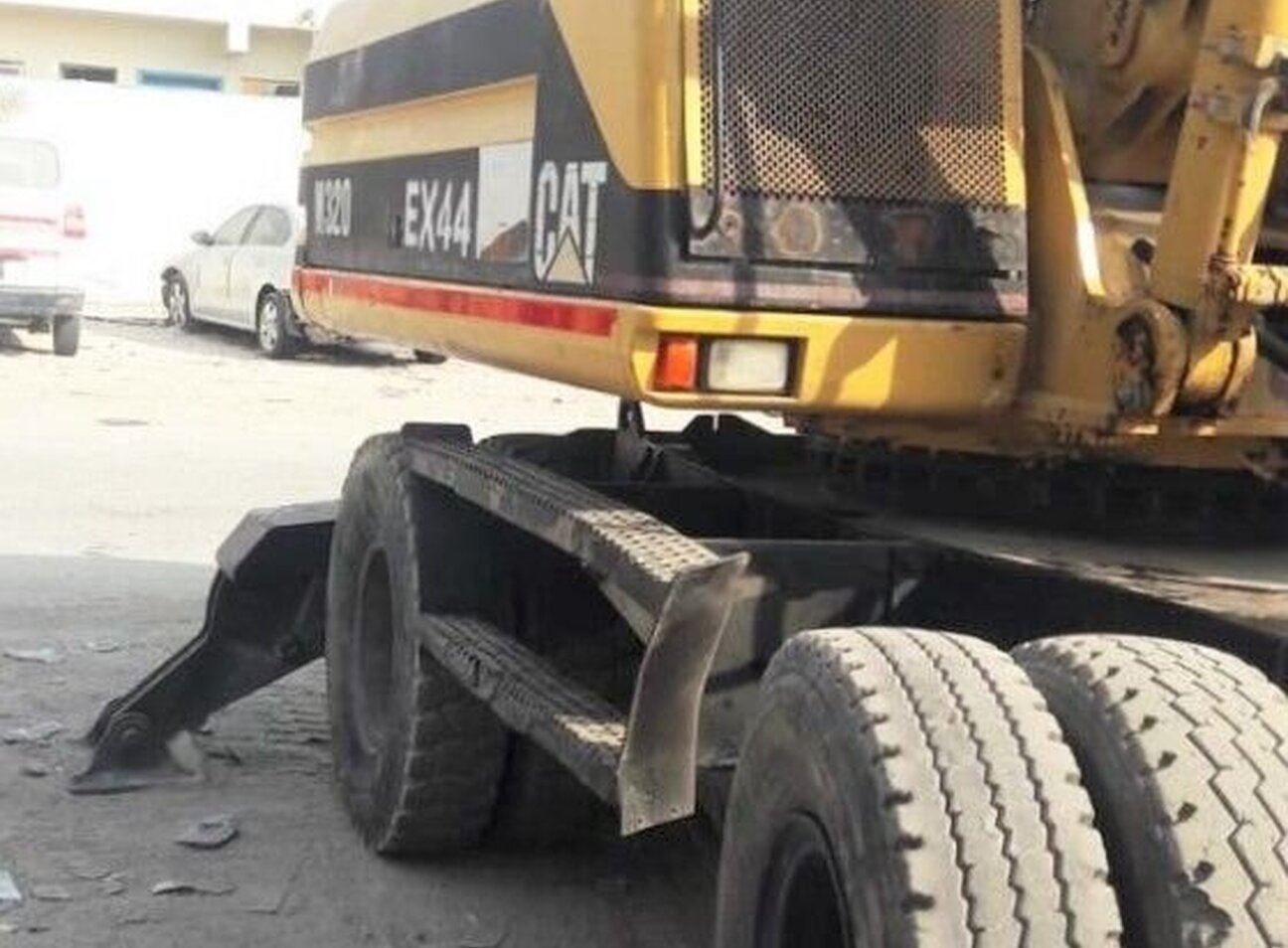 Used Caterpillar (CAT) M320 Excavator For Sale in Qatar - HeavyMart.com