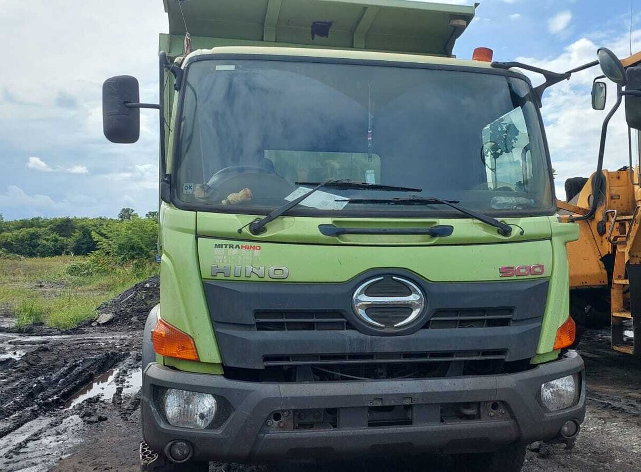 Used Hino FM260JD Truck For Sale in Indonesia - HeavyMart.com