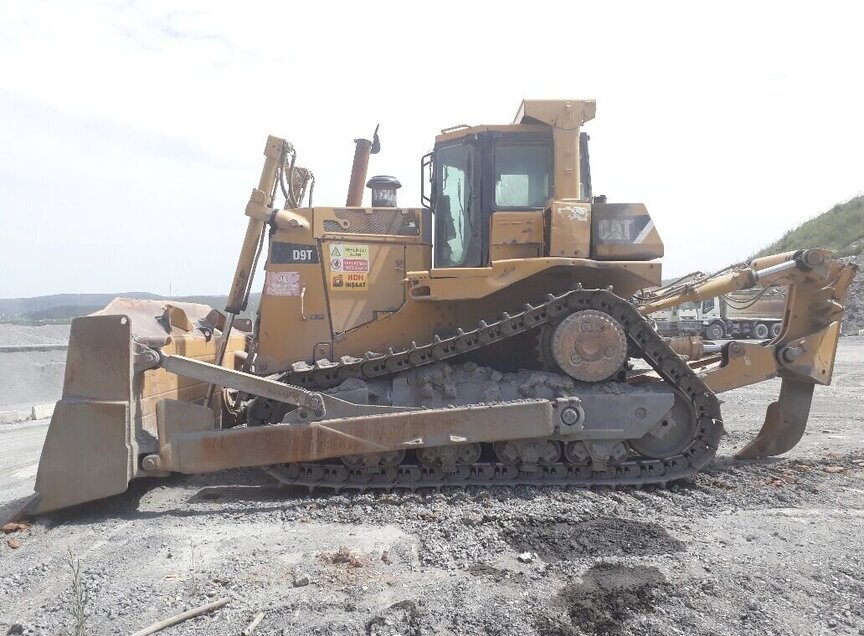 Used Caterpillar (CAT) D9T Bulldozer For Sale in Turkey - HeavyMart.com