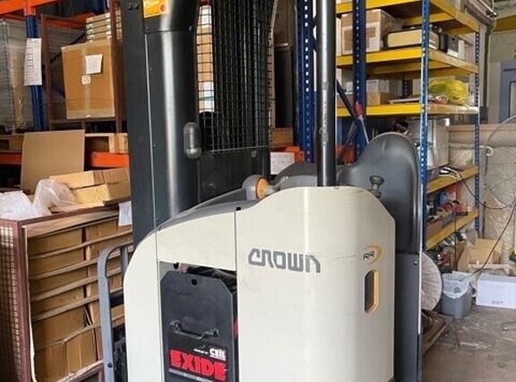 Used Crown Reach Trucks For Sale in Singapore - HeavyMart.com