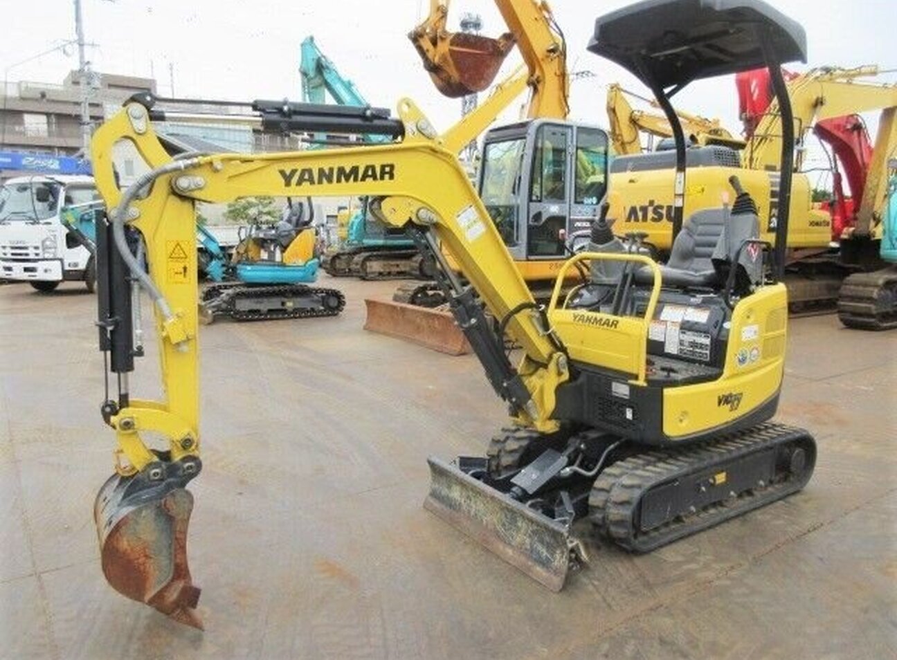 Used Yanmar VIO17 Excavator For Sale in Japan - HeavyMart.com